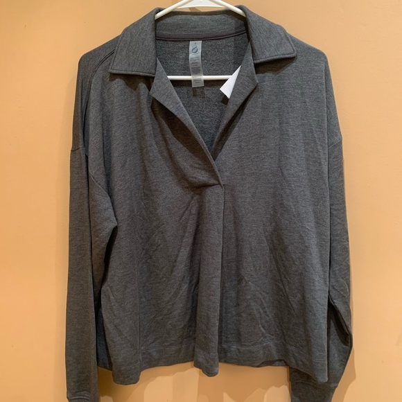 Lou & Grey | Tops | Lou Grey Collared Signaturesoft Top Nwt Size Small ...